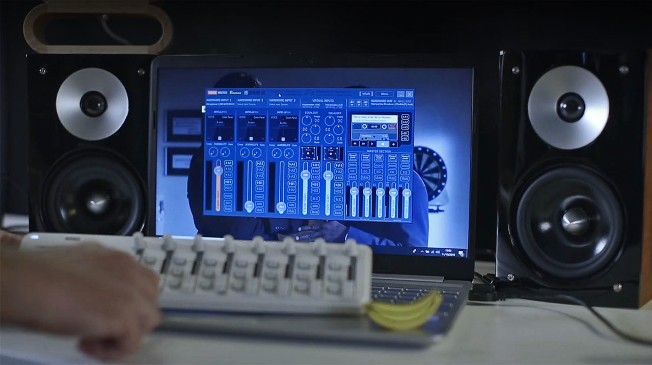 Setup VoiceMeeter Banana with Zoom and other conference tools ...